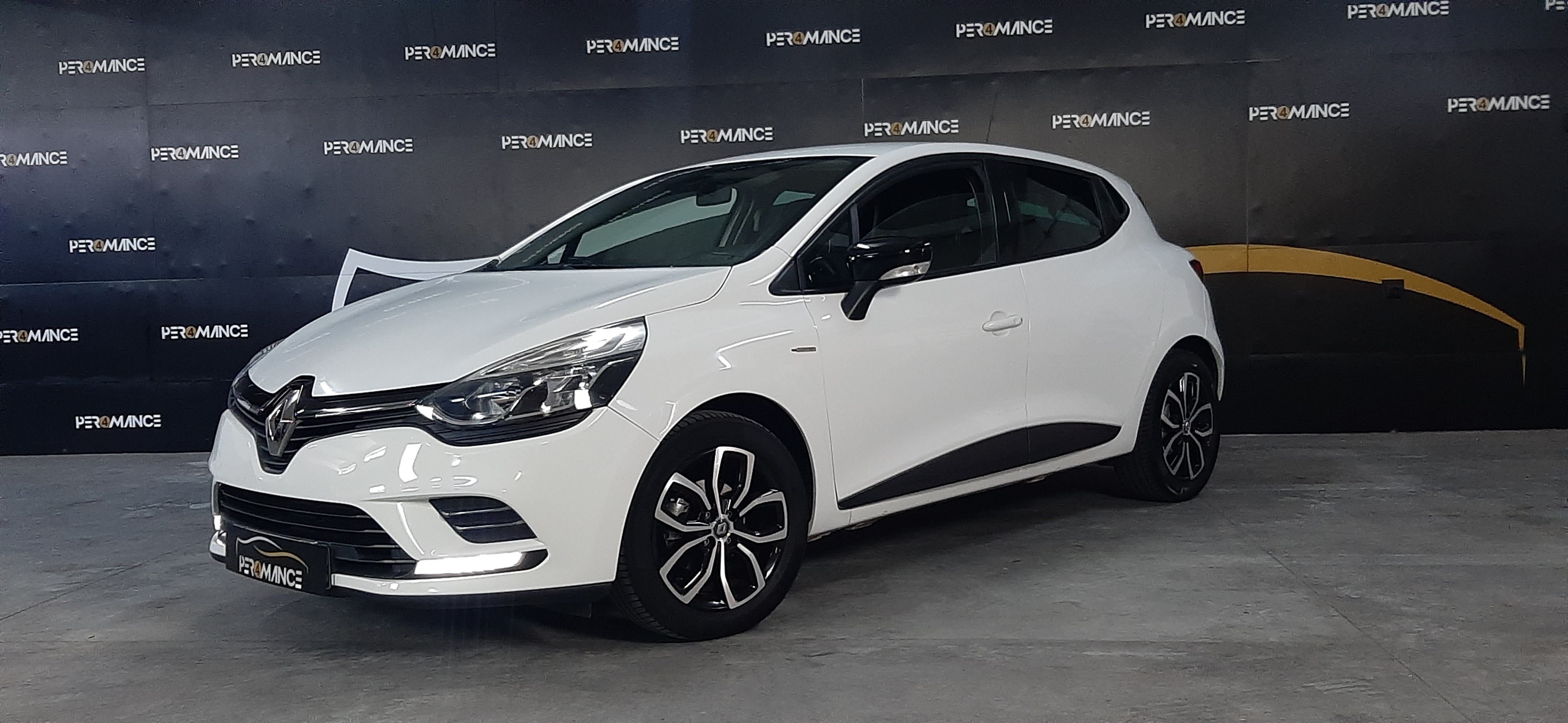 Renault CLIO 0.9 TCE LIMITED EDITION | Per4mance